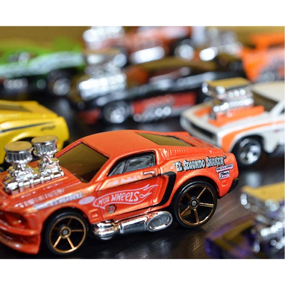 Die Cast & RC Cars